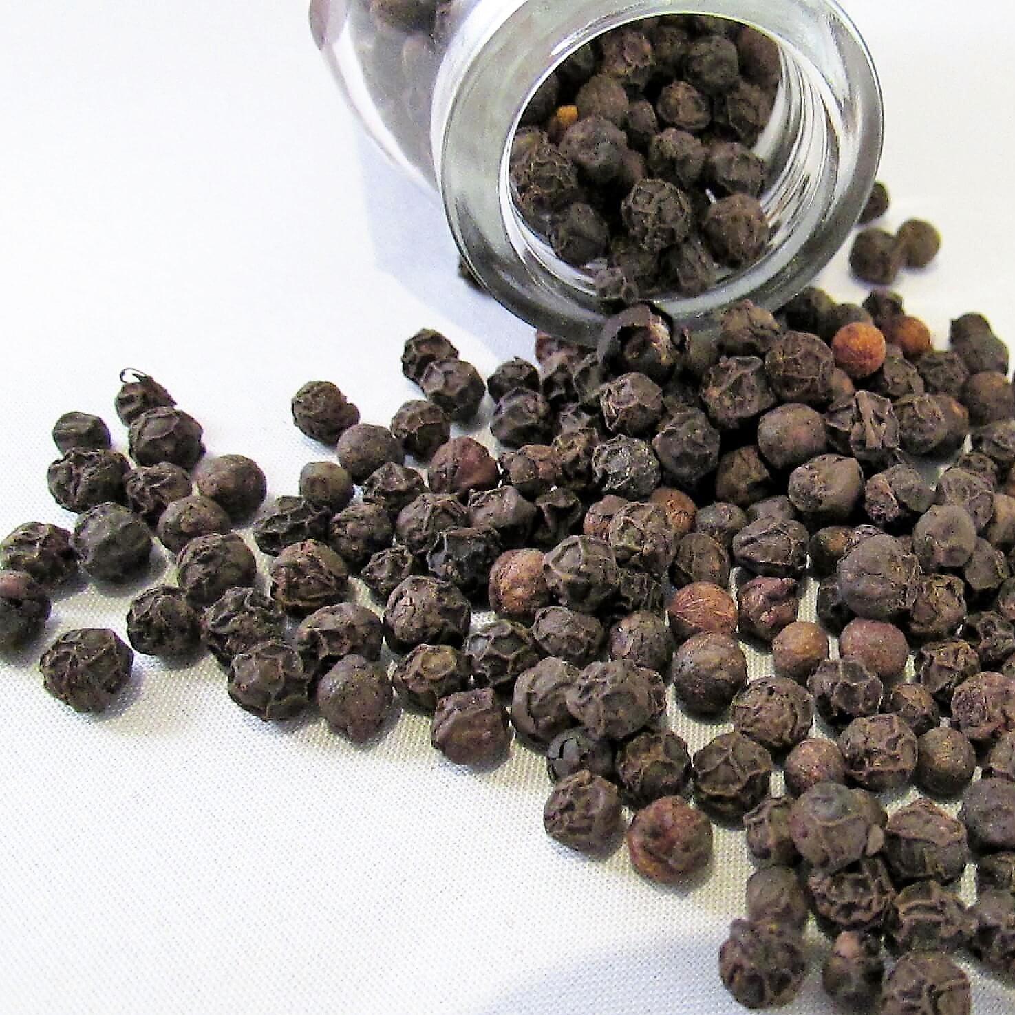 Pimenta Do Reino Preta Em Grãos | Empório Manjericão